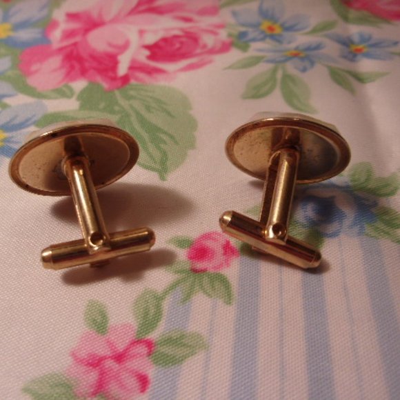 Vintage | Accessories | Vintage White Iridescent Cuff Link Tie Clasp ...
